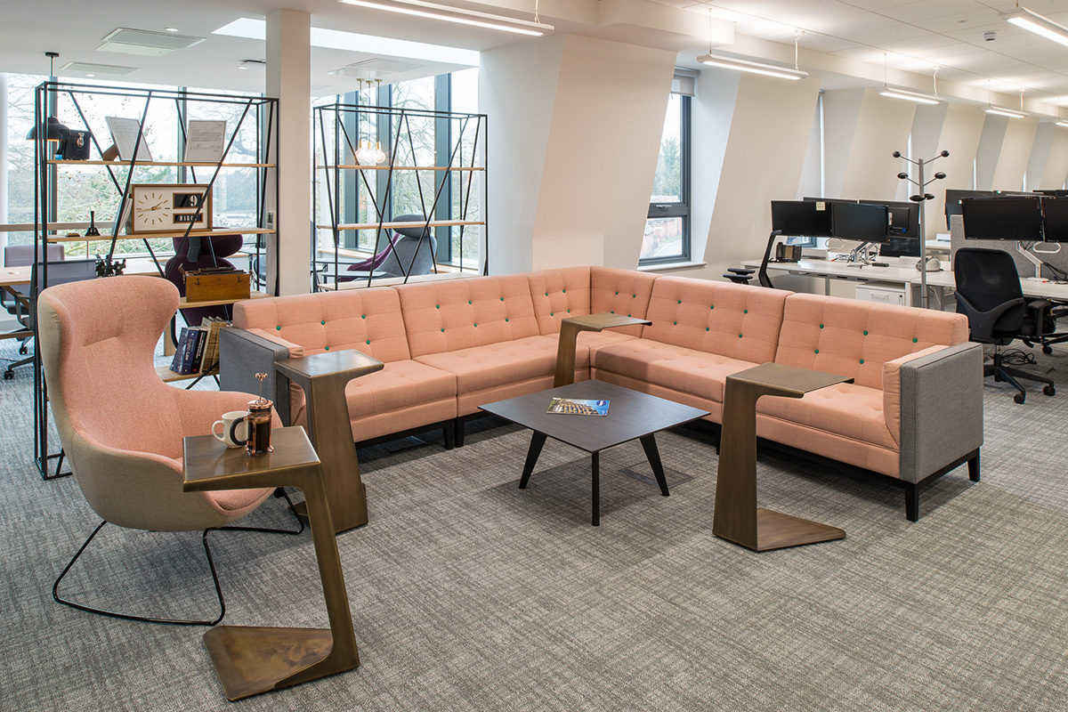 Frovi Breakout Furniture - Hunt Office Interiors